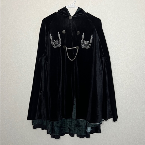 Disney | Jackets & Coats | Disney Her Universe Black Velvet Cape With ...